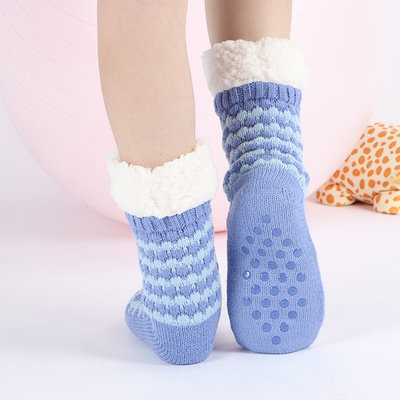 hot sales women anti-slip socks knitted socks with fashion pattern winter thick casual socks