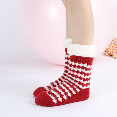 hot sales women anti-slip socks knitted socks with fashion pattern winter thick casual socks