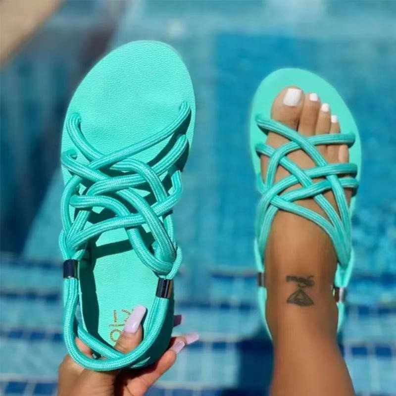 Factory price new 2022 summer flat sandals beach casual shoes non-slip slippers for women and ladies wholesale