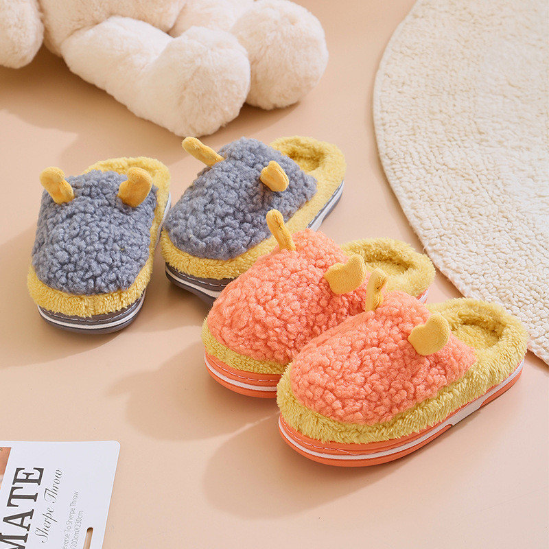 New arrival 3D Cartoon Antlers Children Slippers Fashion Cute Warm Non-Slip Baby House Indoor Slippers faux fur