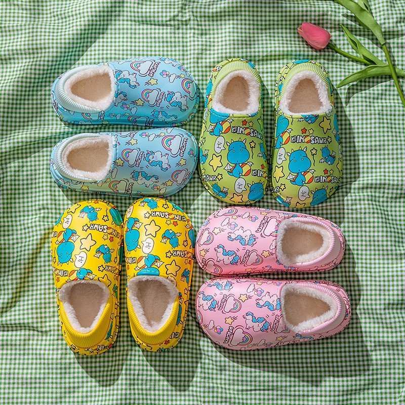 Wholesale Custom baby EVA Waterproof Upper Cute Cartoon Plush Warm Home Indoor Shoes Winter Children Slippers garden shoes