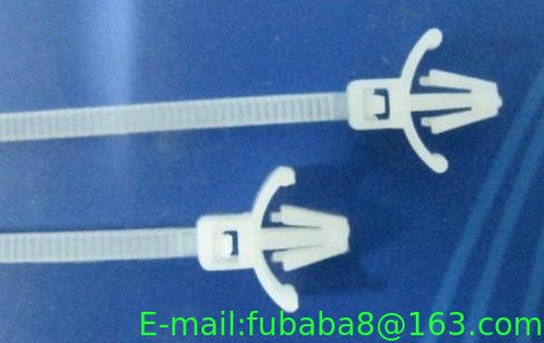 Plug mount cable tie