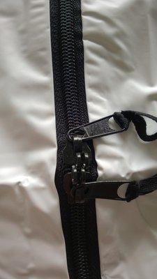 Las bolsas para transportar cadáveres blancas disponibles del estilo del sobre de 6Mil a la grieta fría del PVC 8Mil/de PEVA a -20℃