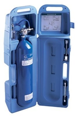 Cilindro de oxígeno de acero de los aparatos médicos del hospital con el estuche de plástico portátil 2L 3.2L 4L