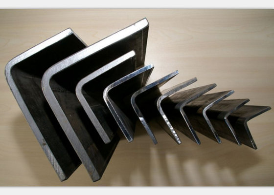 Equilateral Mild Steel Angle Bar 2mm - 16mm Thickness Customized Length