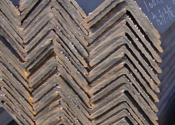 Q420 Equal Angle Steel Bar 100mm * 100mm * 10mm Dimension ISO9001 Approval