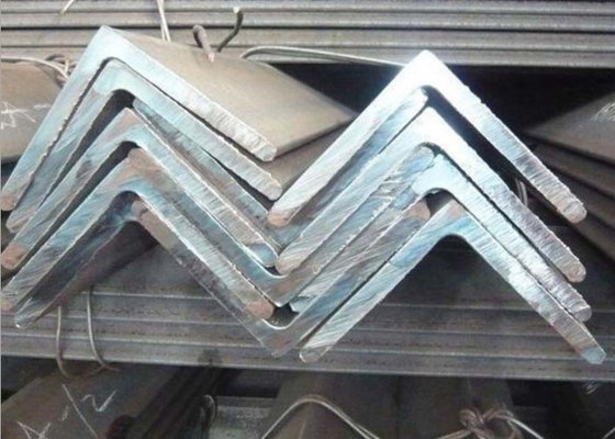 JIS SS400 Grade Hot Rolled Angle Steel 75mm * 7mm Size Geometric Shape