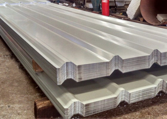 Structural Color Coated Steel Roofing Sheet Width 1200mm 60 - 120g / M2 Coating