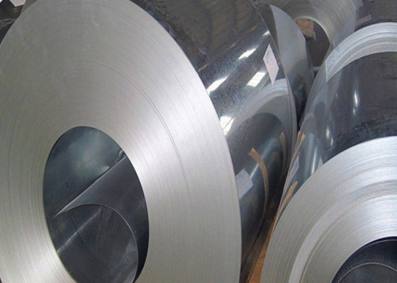 ISO Hot Dipped Galvanized Coil , 750 - 1500mm Width Galvanized Sheet Metal Rolls