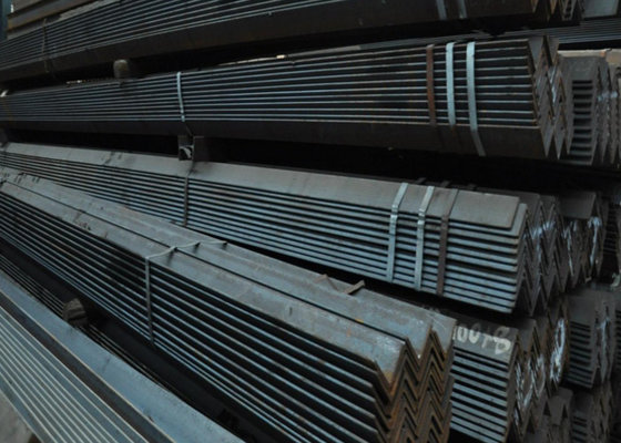 Hot Rolled Equal Angle Iron Steel , 20 * 2mm - 200 * 20mm Hot Rolled Angle Iron