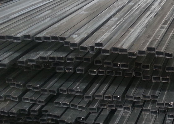 80 * 40mm Pre Galvanized Steel Pipe Square Shape Zinc Coated Surface