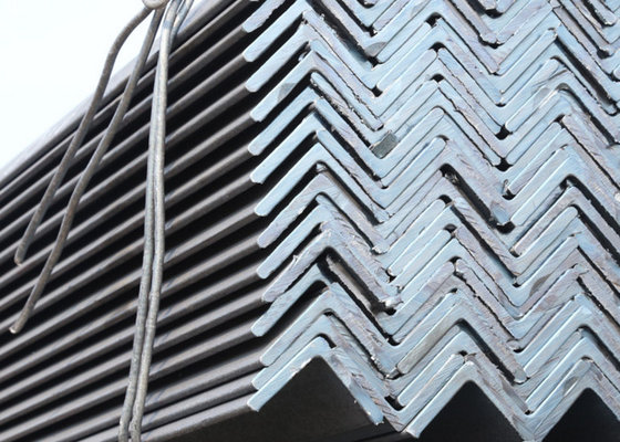 Equal Hot Rolled Angle Steel Q235 Carbon Steel Material 100 * 10mm / 50 * 5mm