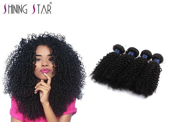 Armadura rizada del pelo rizado del color natural del pelo de 100 Remy 4 paquetes
