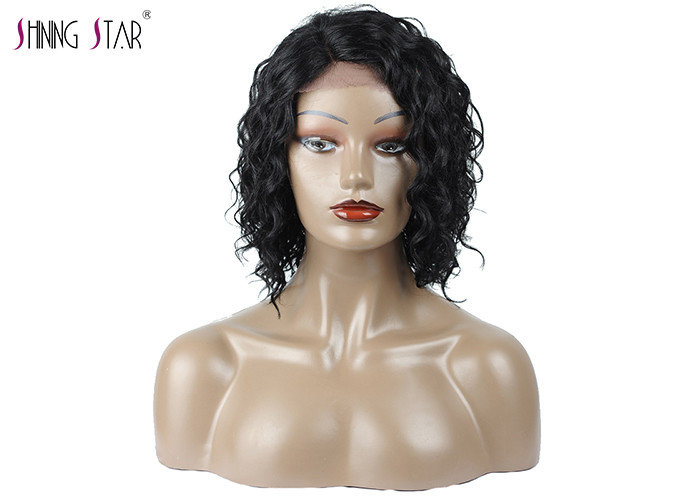 Onda natural animosa pre desplumada del cabello humano del cordón de las pelucas rizadas cortas del frente