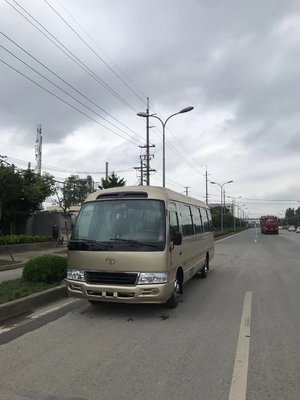 USED GOOD CONDITION TOYOTA COASTER BUS 25 SEATS GOLDEN FOR SEAL supplier