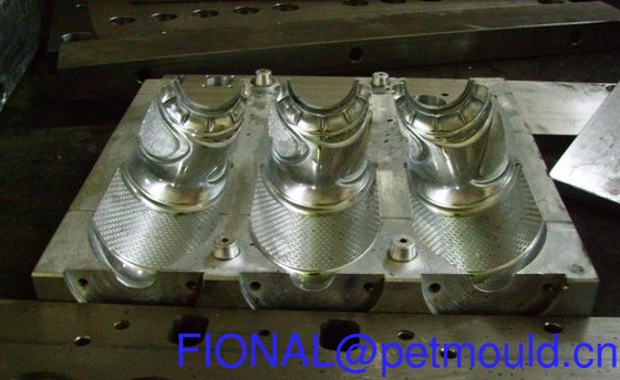 3 cavity pet  bottle mould supplier