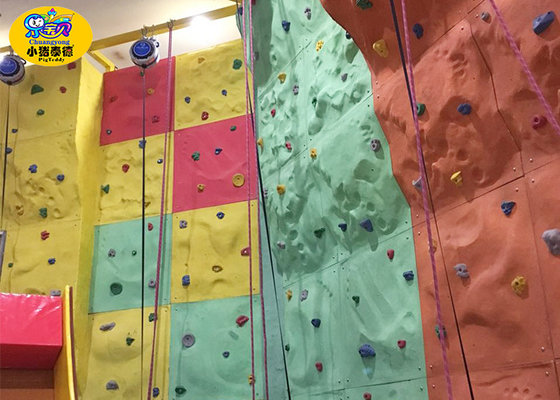 Plastic Kids Rock Climbing Wall Indoor Playground Equipment CE Approved