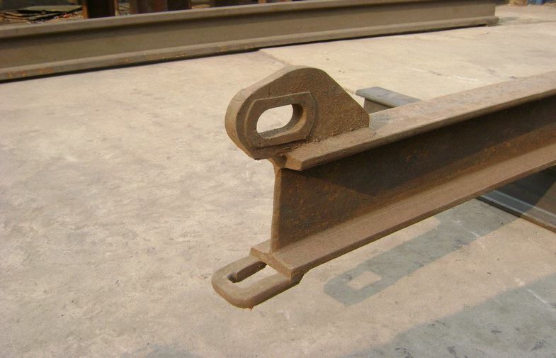Industrial Reliability Monorail Mining Curved Suspension Line Curved Track Length Of 2.4 m, 1.5 m