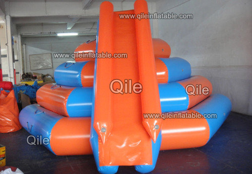 China 2.7m High Inflatabale Water Climbing Slide With Durable Nylon Rope supplier