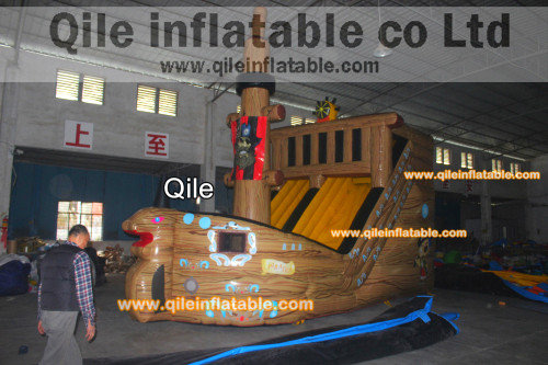 large inflatable Pirate ship slide inflatable Disneyland castle inflatable Pirate ship supplier