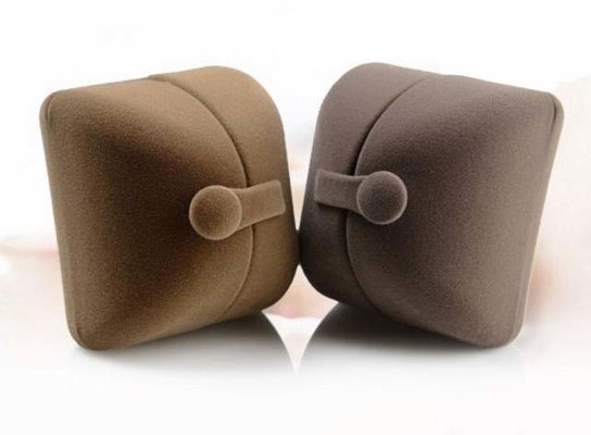 Foldable Velvet Gift Box With Button , Fashionable Velvet Custom Wedding Ring Box supplier