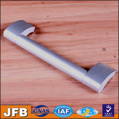 Kitchen furniture 160MM glossy finish drawer pull aluminum cabinet handle with a pair of screws supplier
