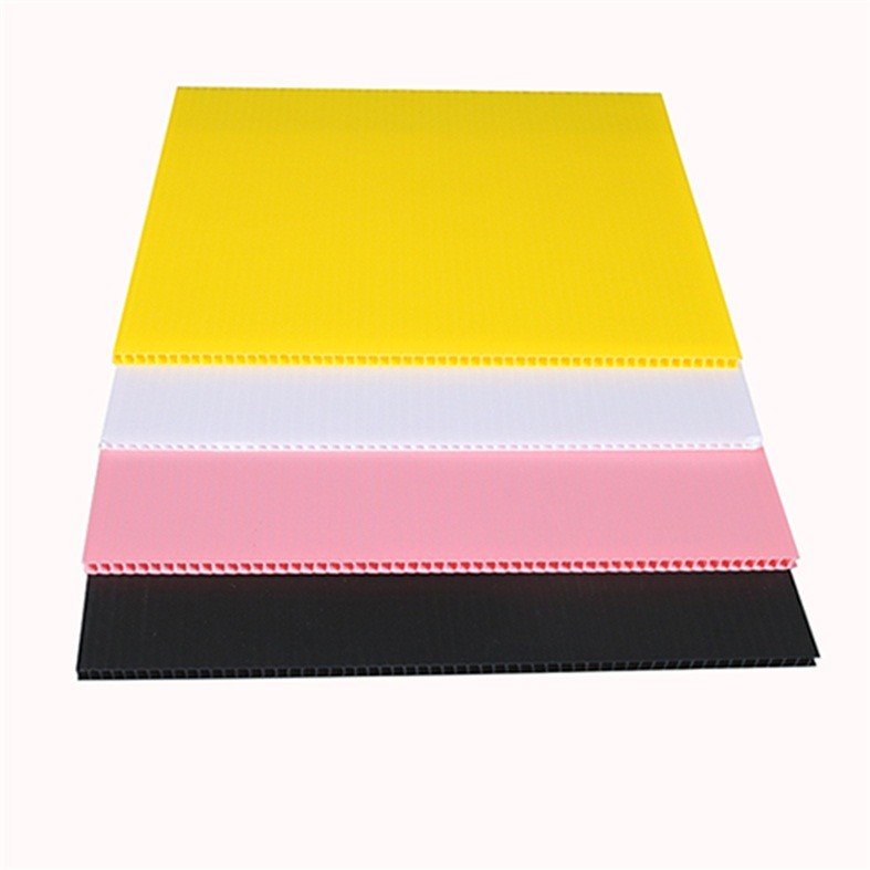 2-12mm Custom Size Different Color Corrugated Plastic 4x8/Coroplast Sheets