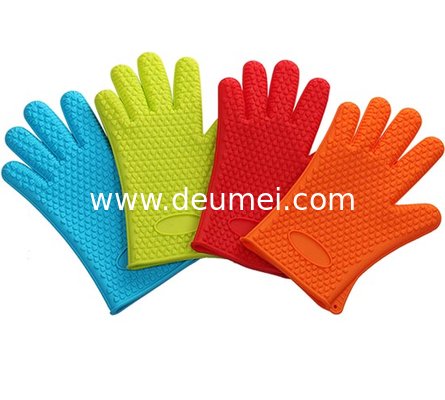 Non-stick Silicone BBQ Baking Glove Cooking Mitts With Heart-shaped Point
