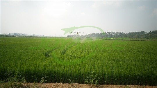 drone use in farming fumigation spraying drone sprayer agriculture uav crop duster