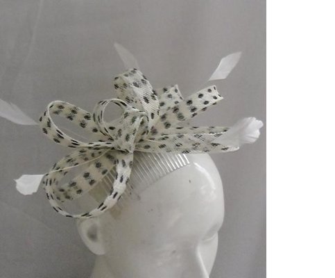 Beautiful White Carnival Ladies Fascinator Hats , Printed Sinamay Stripes Loops