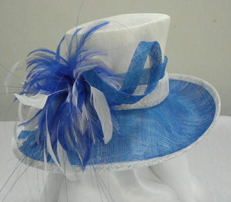 White / Royal Blue Sinamay Ladies Hats Sinamy Loop Feather For Horse Racing