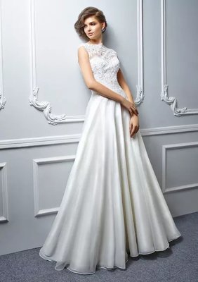 Ivory Vintage A Line Style Wedding Dresses For Attractive Women And Girls