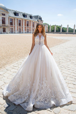 New Style Strapless Women Elegant Bridal Gowns Ivory Ball Gown Custom Made Wedding Dress