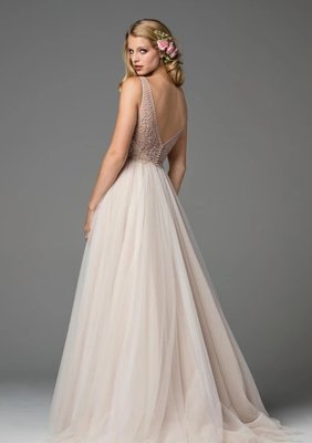 Embroidery Decorative Wedding Dress Ball Gown Ivory Cheap Wedding Dresses