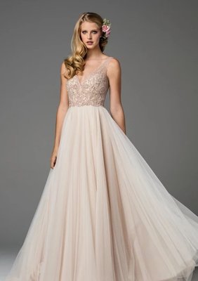 Embroidery Decorative Wedding Dress Ball Gown Ivory Cheap Wedding Dresses