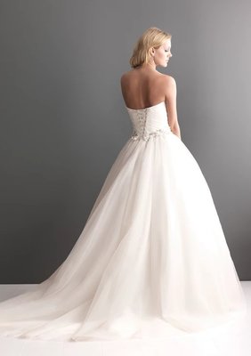Discount price custom simple ball gown wedding dresses for sale