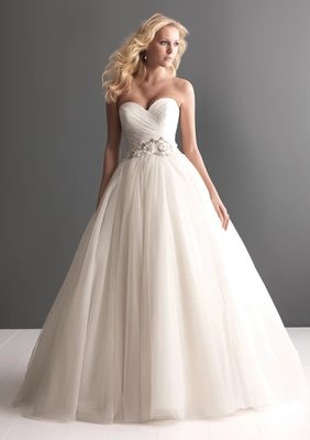 Discount price custom simple ball gown wedding dresses for sale