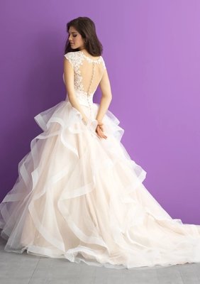 Strapless Sweetheart Neckline Ball Gown Wedding Dresses With Bling Floor Length
