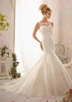 Corset Ivory Fit And Flare Dress / Long Train Fluffy Fit And Flare Prom Dresses