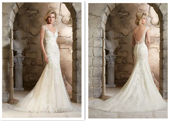 Pretty Lace Fit And Flare Bridesmaid Dress , Beautiful Flared Wedding Gowns
