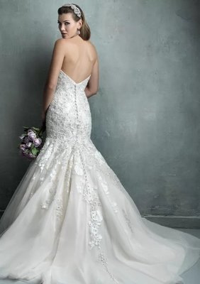 Luxury Fitted Mermaid Wedding Dress , Multi Color Lace Mermaid Wedding Gown