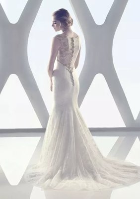 Unique Design Trumpet White Mermaid Wedding Dress With Spaghetti Strap And Long Tail