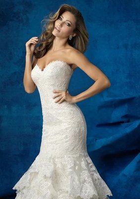 Luxury Ruffles Sheath Column Wedding Dress With Long Train Off The Shoulder