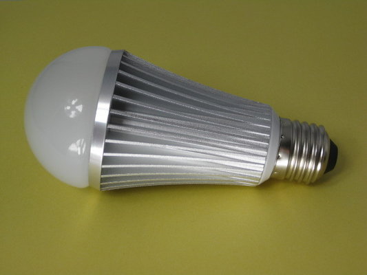 AC85-265V / DC12V / 24V Epistar / Edison LED Globe Light Bulbs 9 Watt 730 - 760LM E27 / B22 / E14