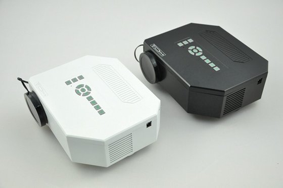 Unic 150Lux LED Mini Projector Portable UC30 Home Theater LCD Projector