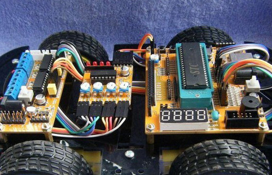 L293D 4wd Drive Robot Smart Car Chassis , Remote Control Car Parts