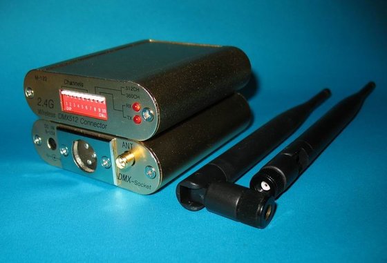 2.4G Wireless DMX512 Signal Connector Sender / Receiver