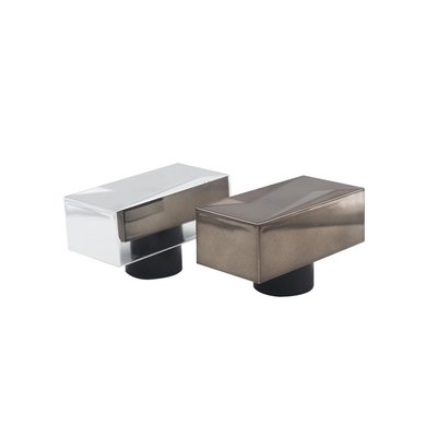 Custom Metal Rectangular Shape Luxury Perfume Cap For Perfume Gun Color Sliver Zamac Material supplier