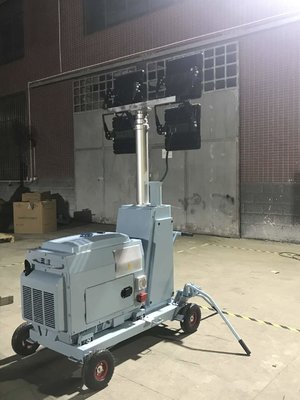 Portable pneumatic LED light tower with trolley cart