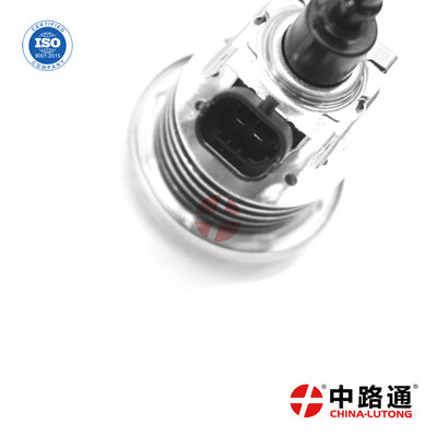 BMW Diesel Emissions Fluid Injector 0444021013 exhaust fluid diesel